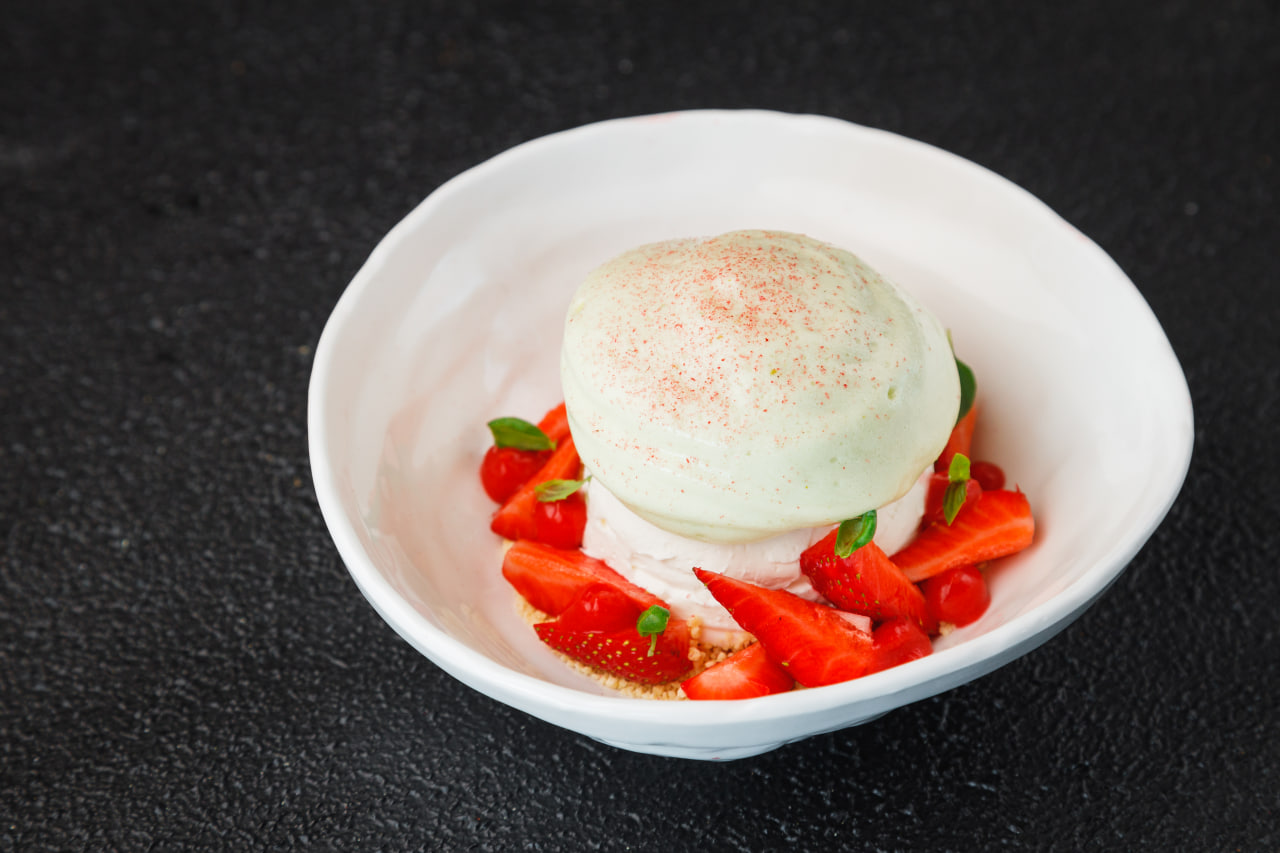 Чайка на пляже